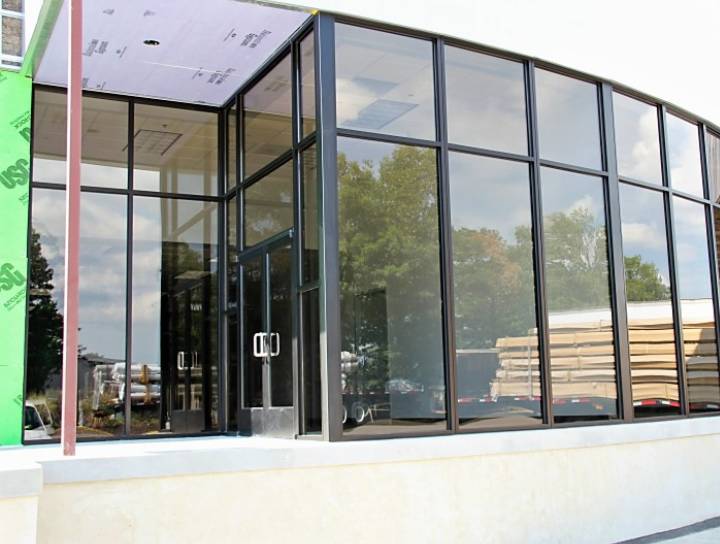 Roxy Glass Company CA | For The Very Best Prices & Service